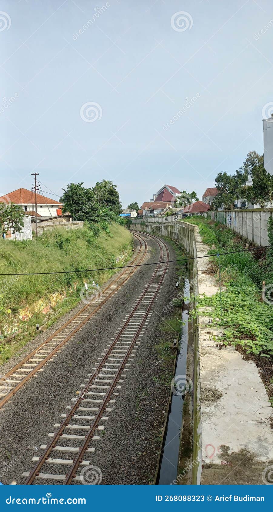 Old Rail Road in the Morning Stock Image - Image of road, rail: 268088323
