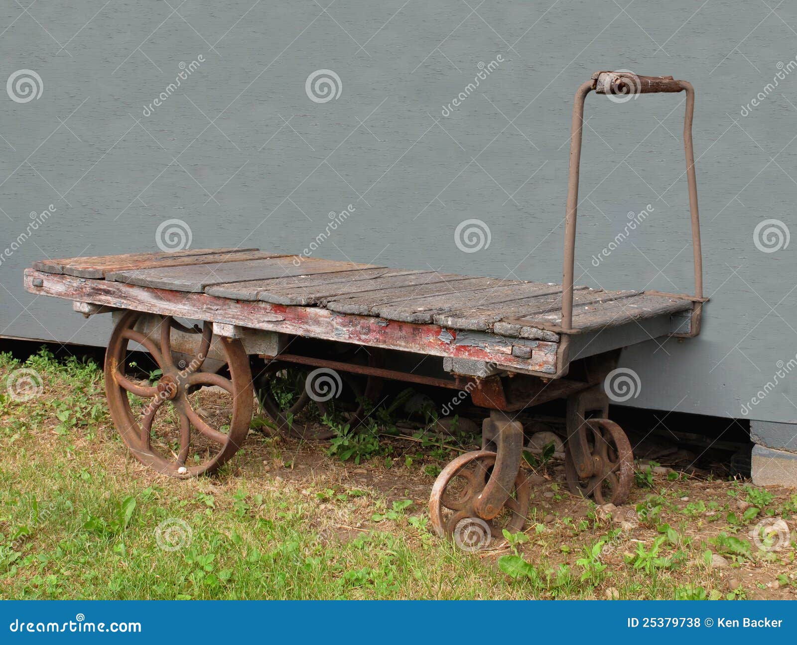 Old railway baggage cart stock photo. Image of station - 25379738