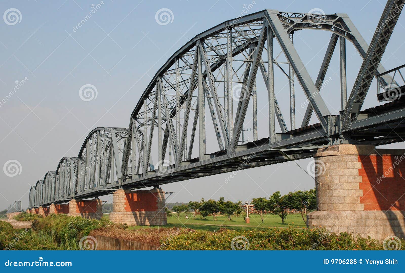 Old railway bridge stock photo. Image of heavy, steel - 9706288