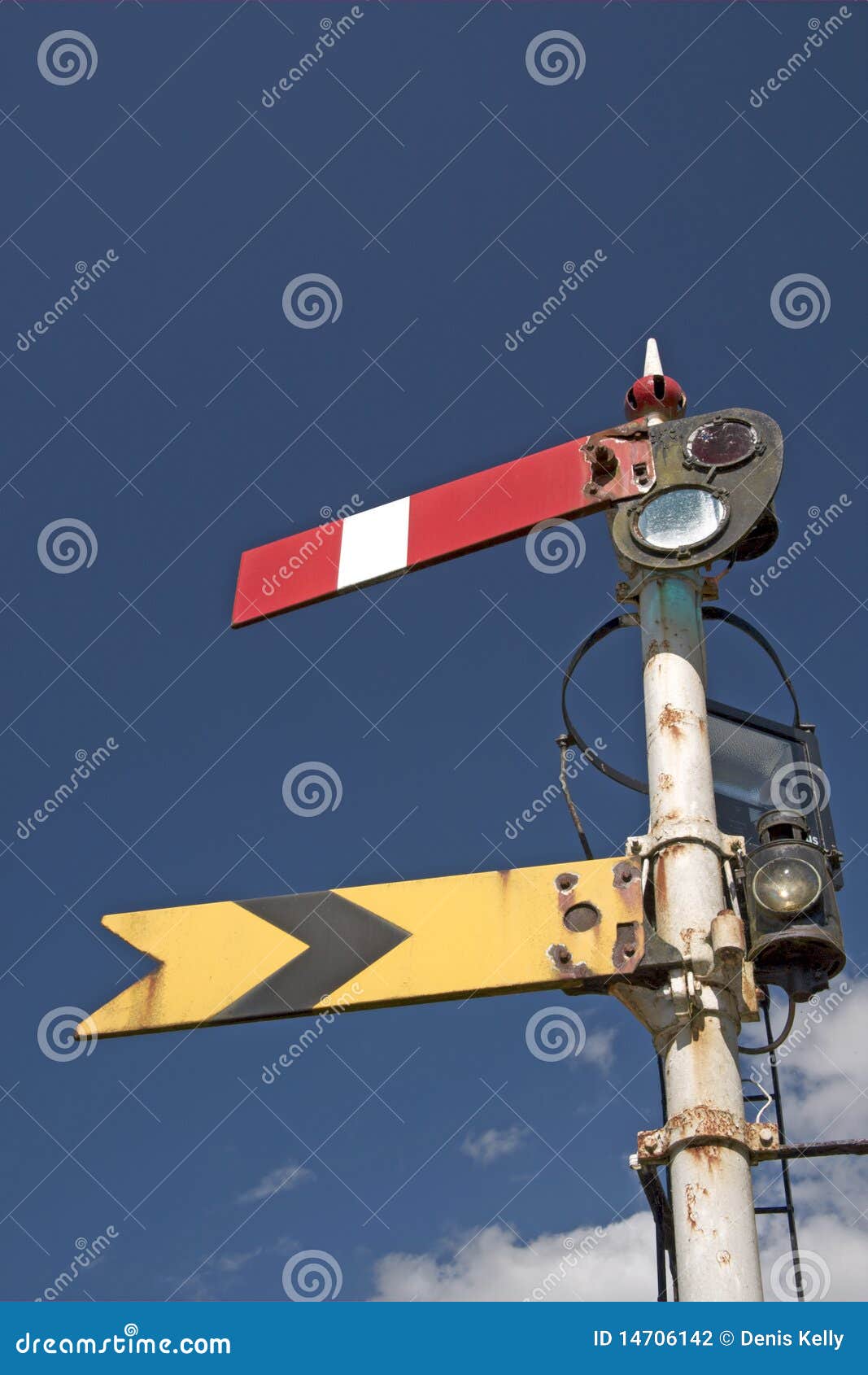 Old railway signal stock photo. Image of disused, railways - 14706142