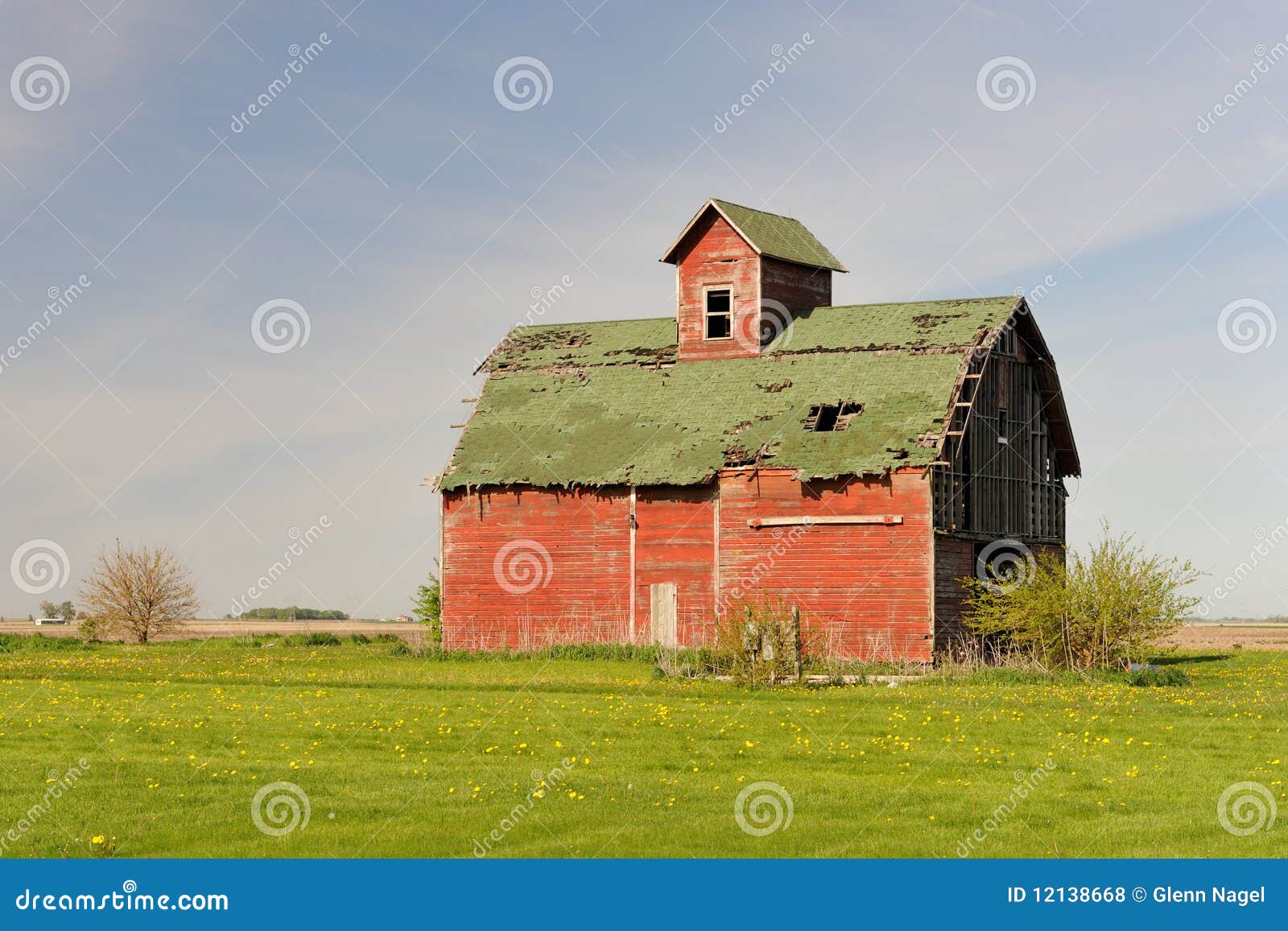 Old red barn stock photo. Image of countryside, farm - 12138668