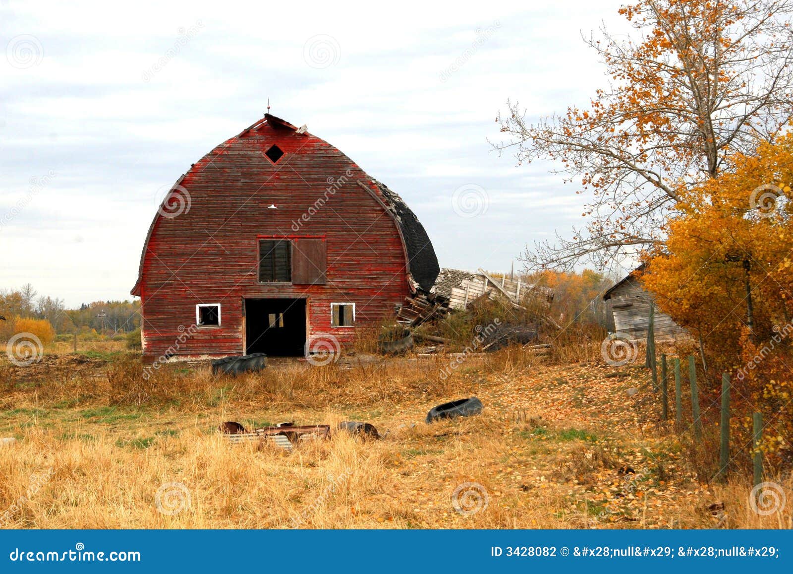 Old Red Barn stock photo. Image of field, fall, falling - 3428082