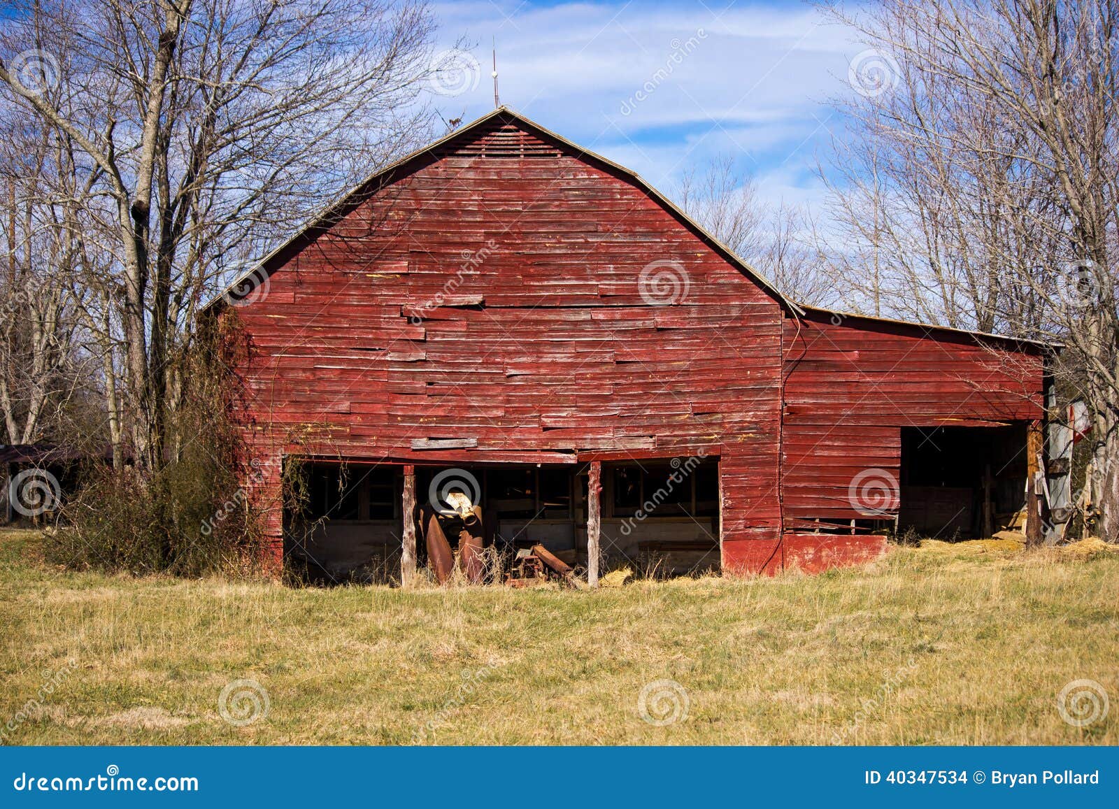 Old Red Barn stock photo. Image of winter, rural, grass - 40347534