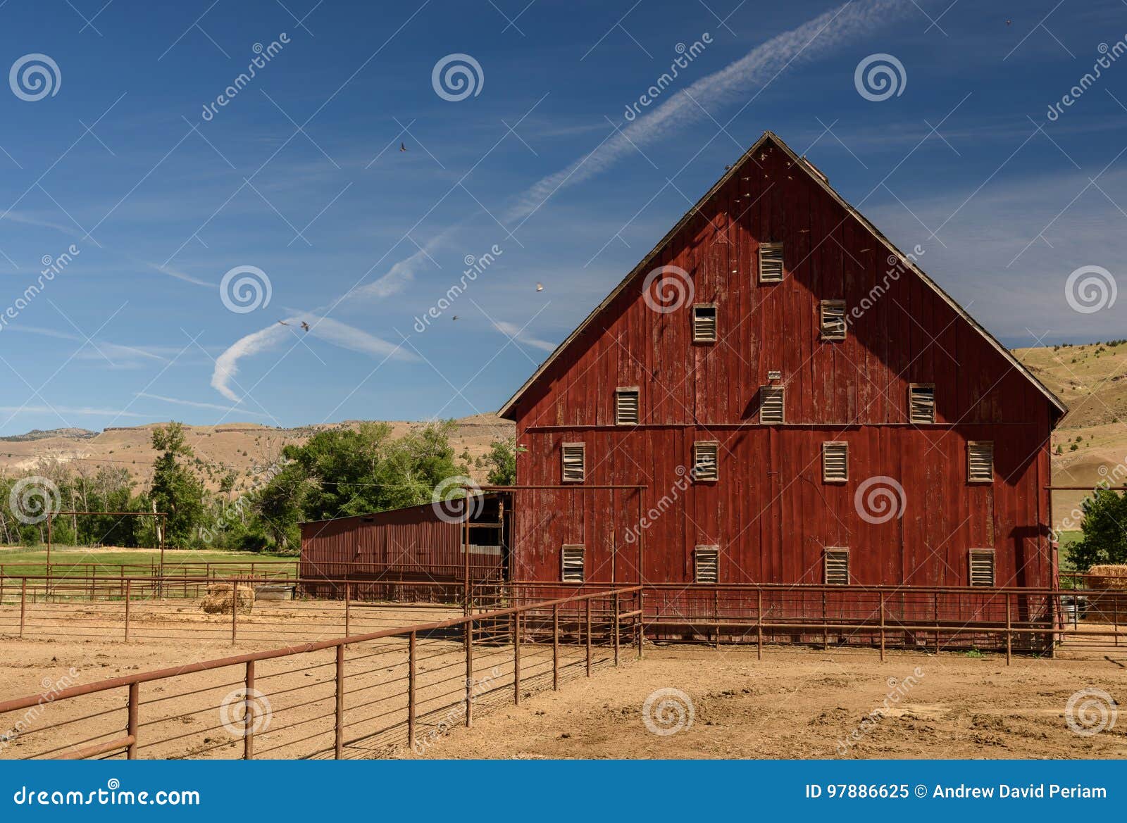 Old Red Barn Pictures