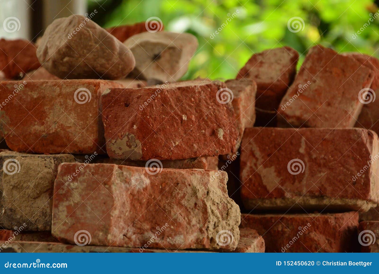 Old Red Brick Clinker Pile in Te Sunlight, Cracked Bricks Stock Photo ...