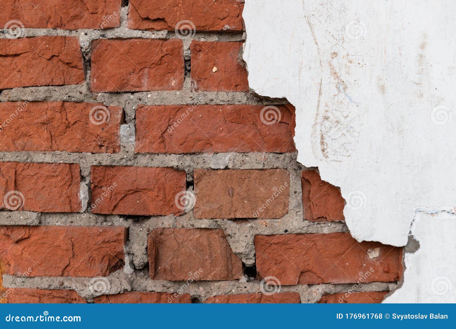 Old Red Brick Wall with Collapsed White Plaster Stock Photo - Image of ...