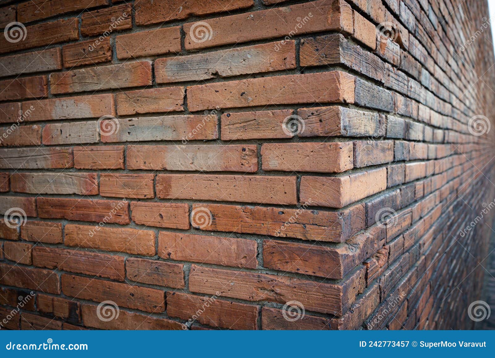 Old Red Brick Wall Corner Background Stock Image - Image of backdrop ...