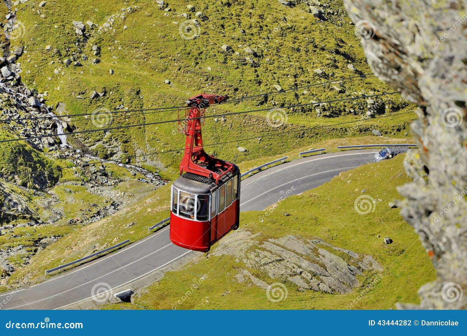 Old Red Cable Car in the Mountains Stock Photo - Image of blue, ridge ...