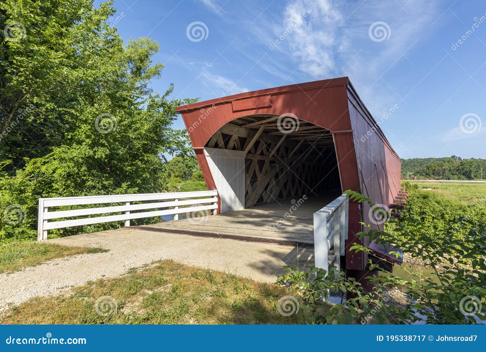 An Old Red Covered Bridge stock image. Image of span - 195338717