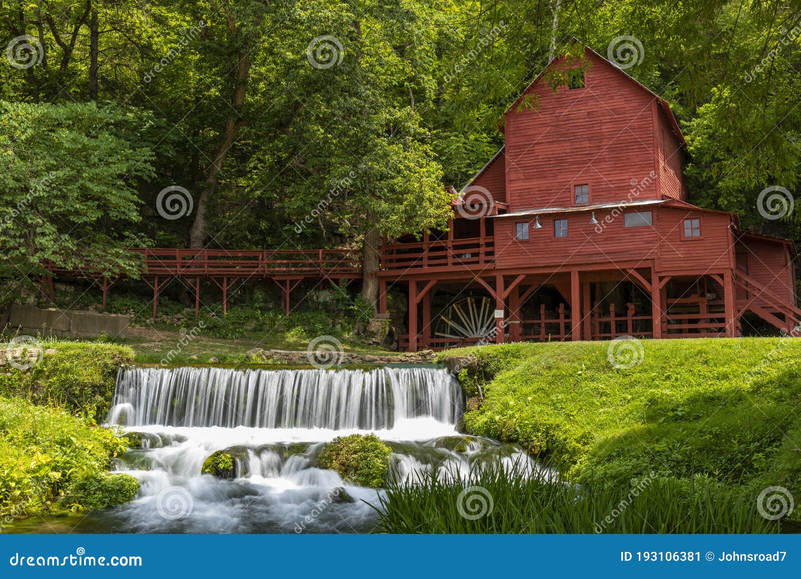 Old Red Grist Mill stock image. Image of green, architecture - 193106381