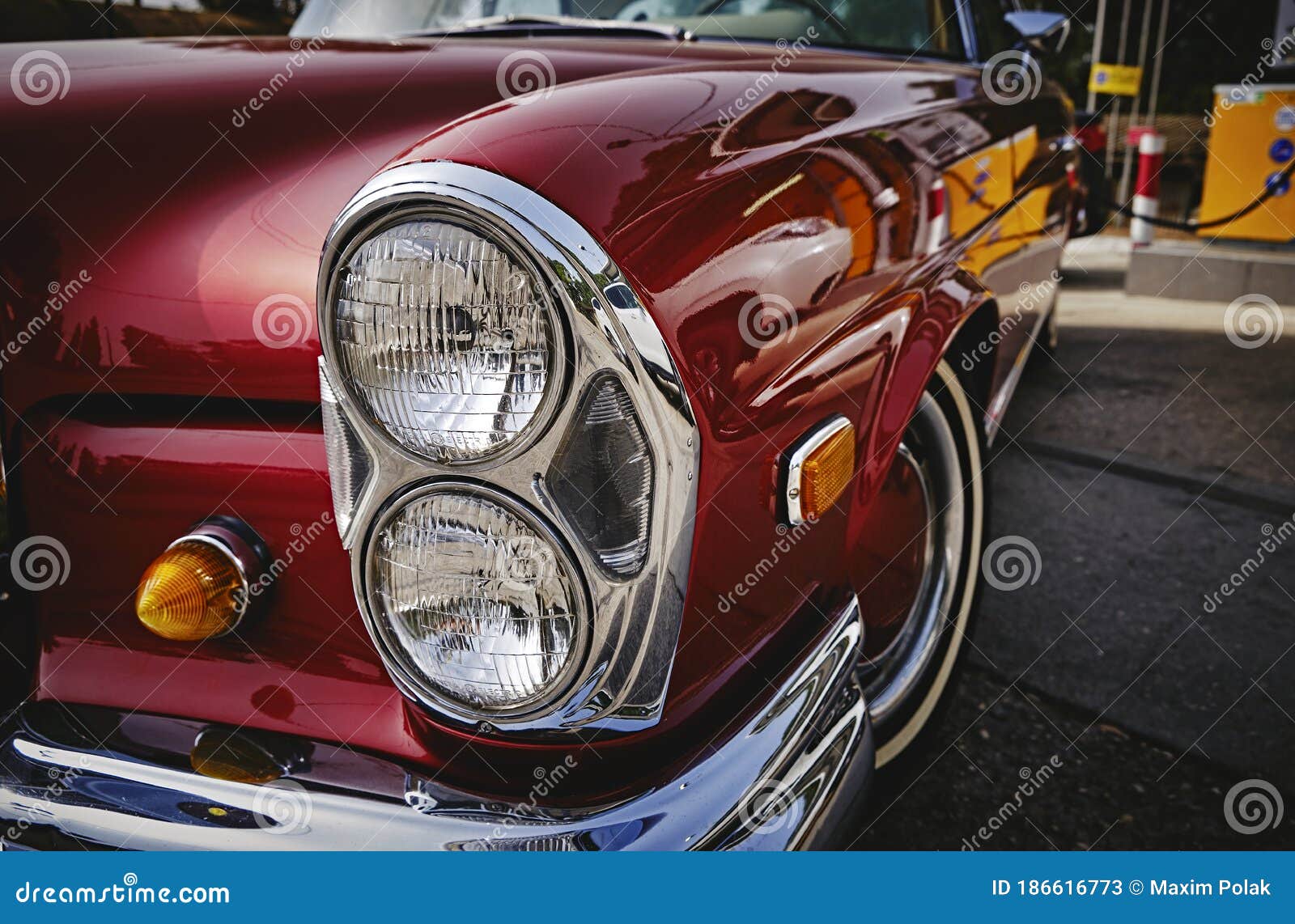 Old red Mercedes Benz editorial stock photo. Image of sedan - 186616773