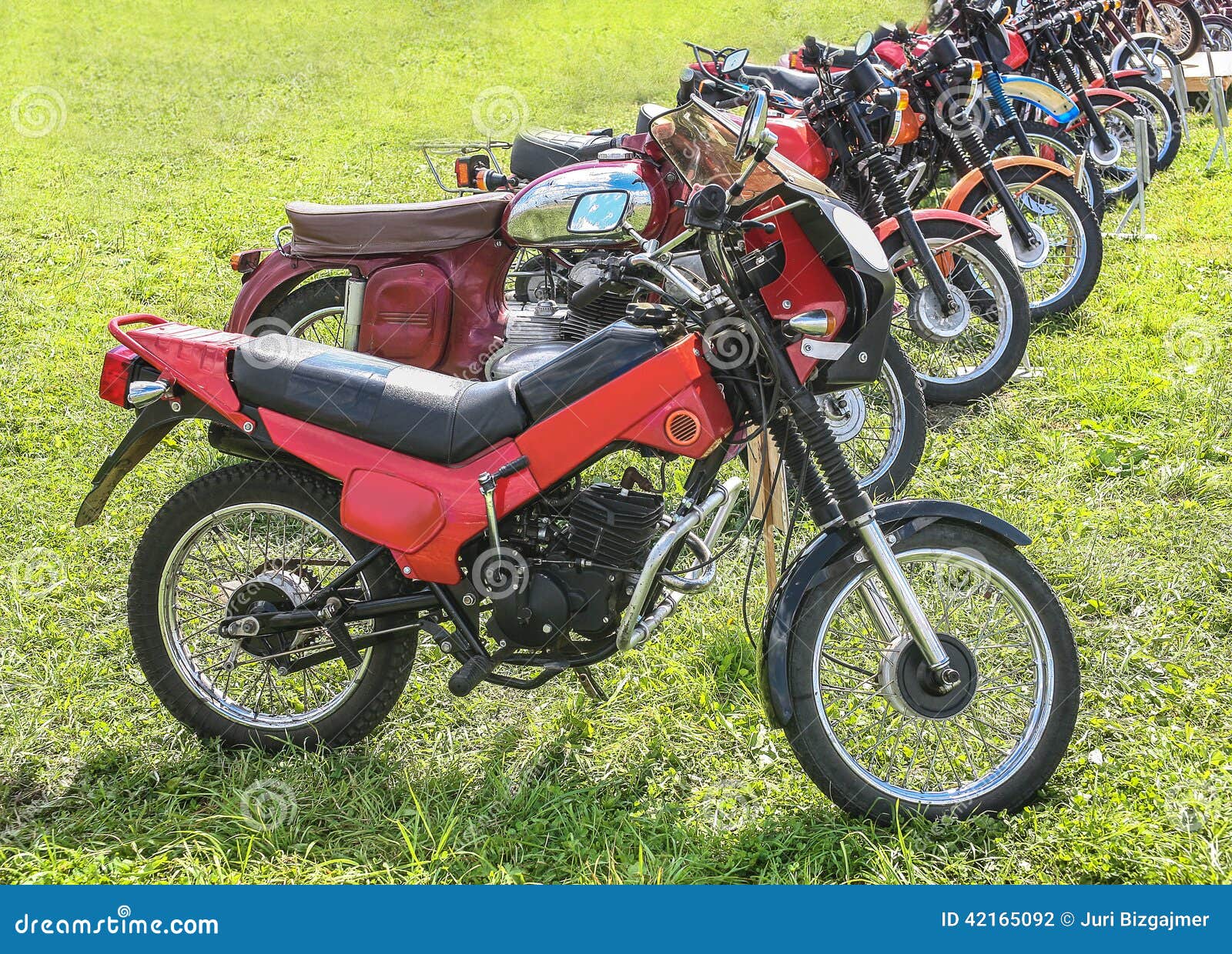 Old Red Motorcycles on Lawn Stock Photo - Image of reflection, retro ...