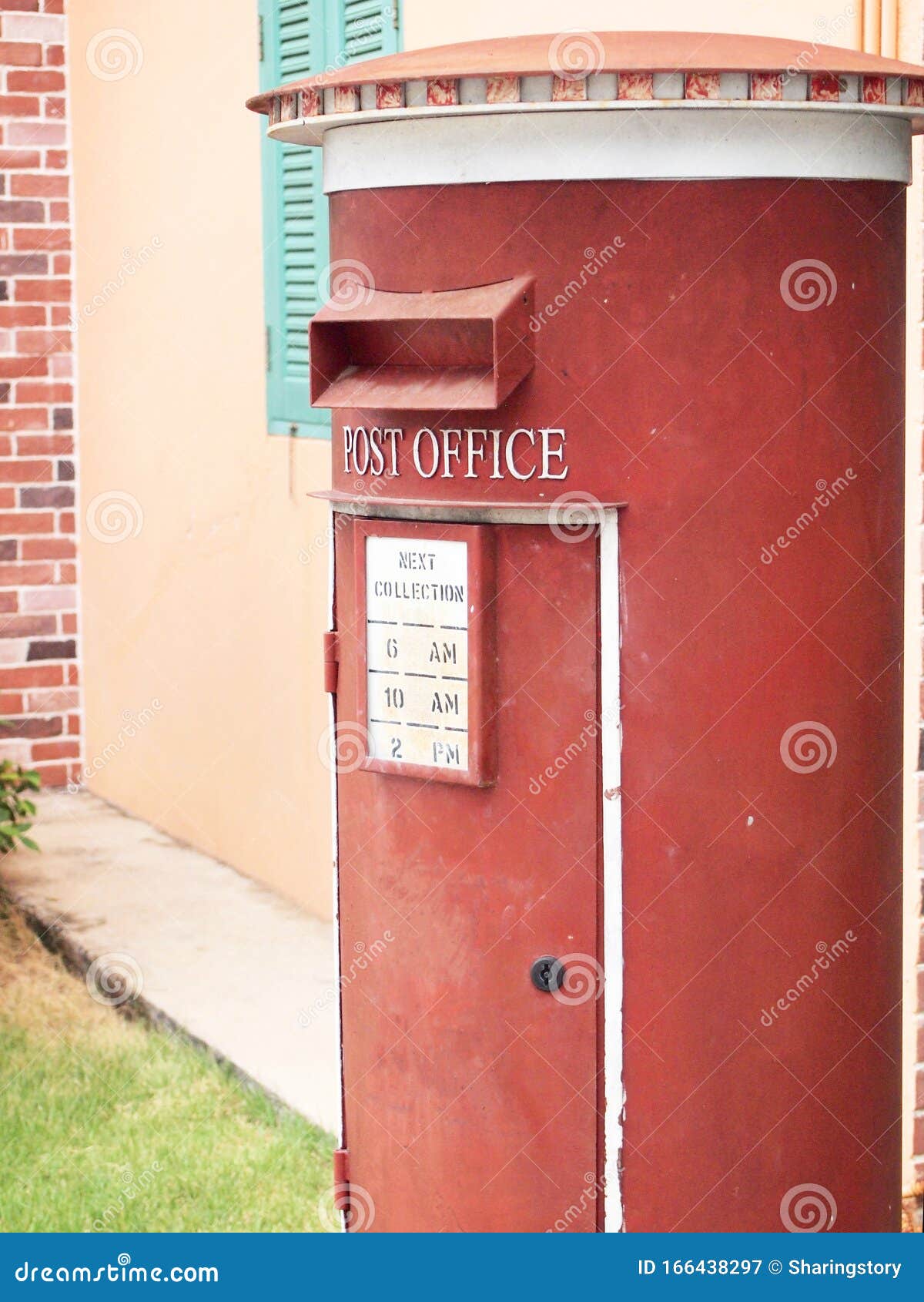 Old red post box stock image. Image of classic, iron - 166438297