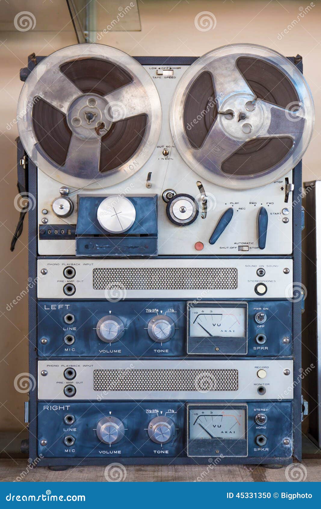 Old Reel To Reel Recording Machine .filtered Image. Stock Photo - Image ...