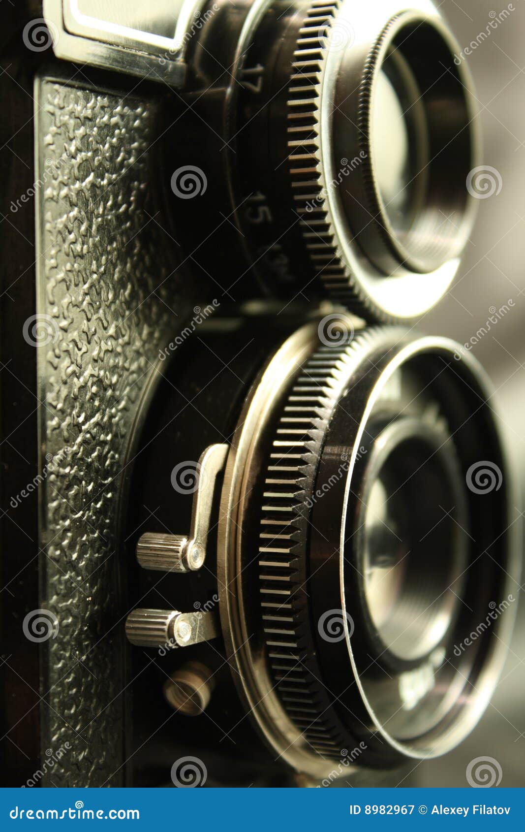 Old reflex camera stock image. Image of shutter, macro - 8982967