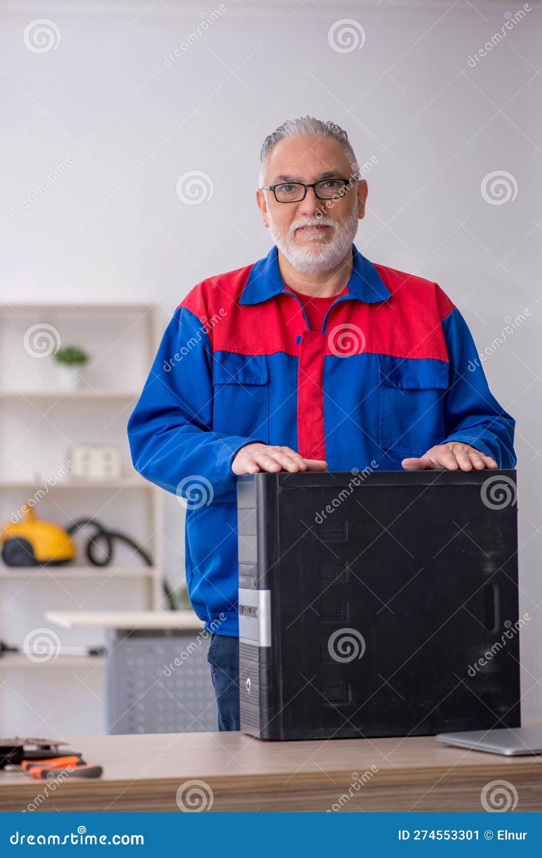 Old Male Repairman Repairing Computer Stock Image - Image of working ...