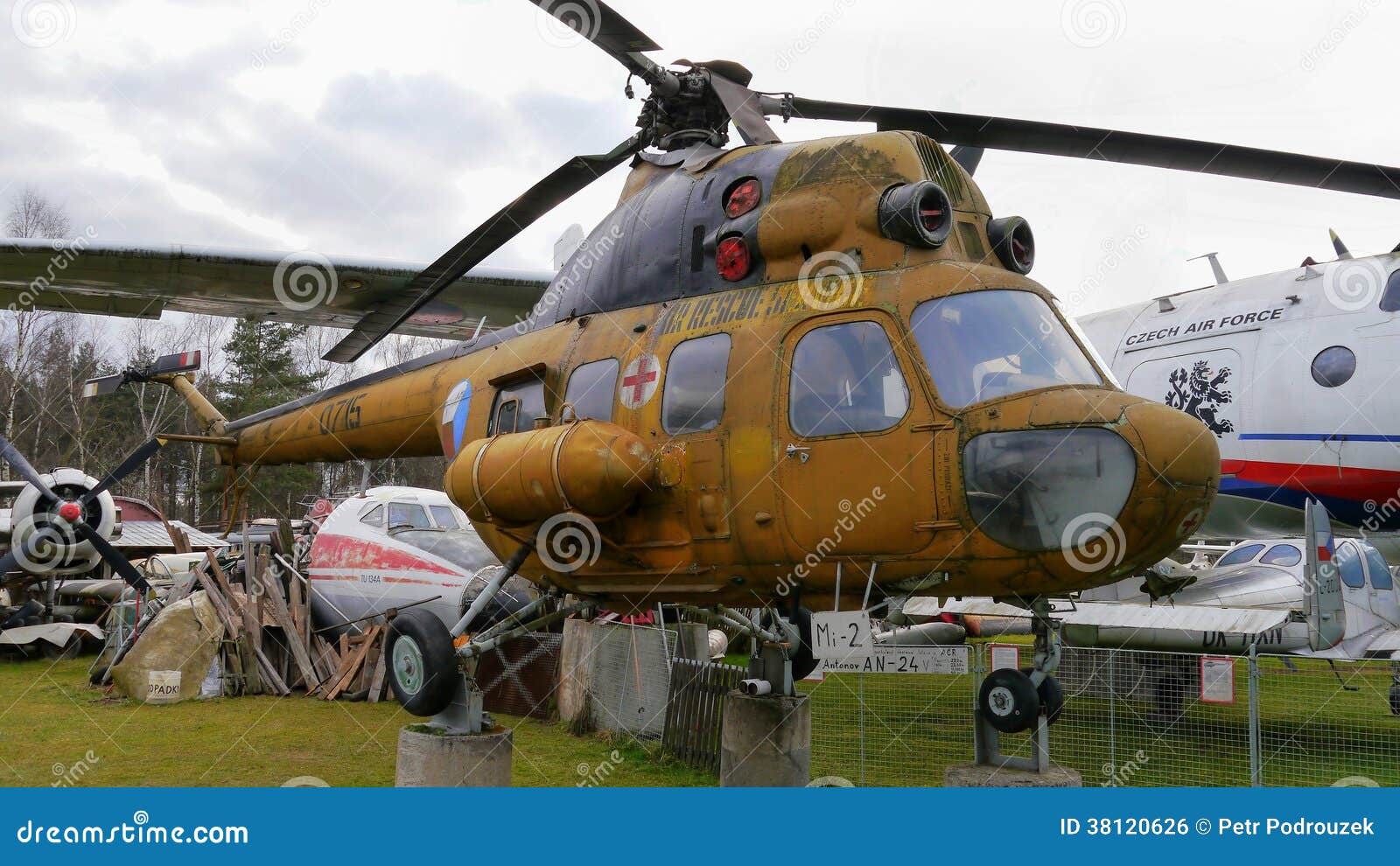 Old rescue helicopter editorial photo. Image of aviation - 38120626