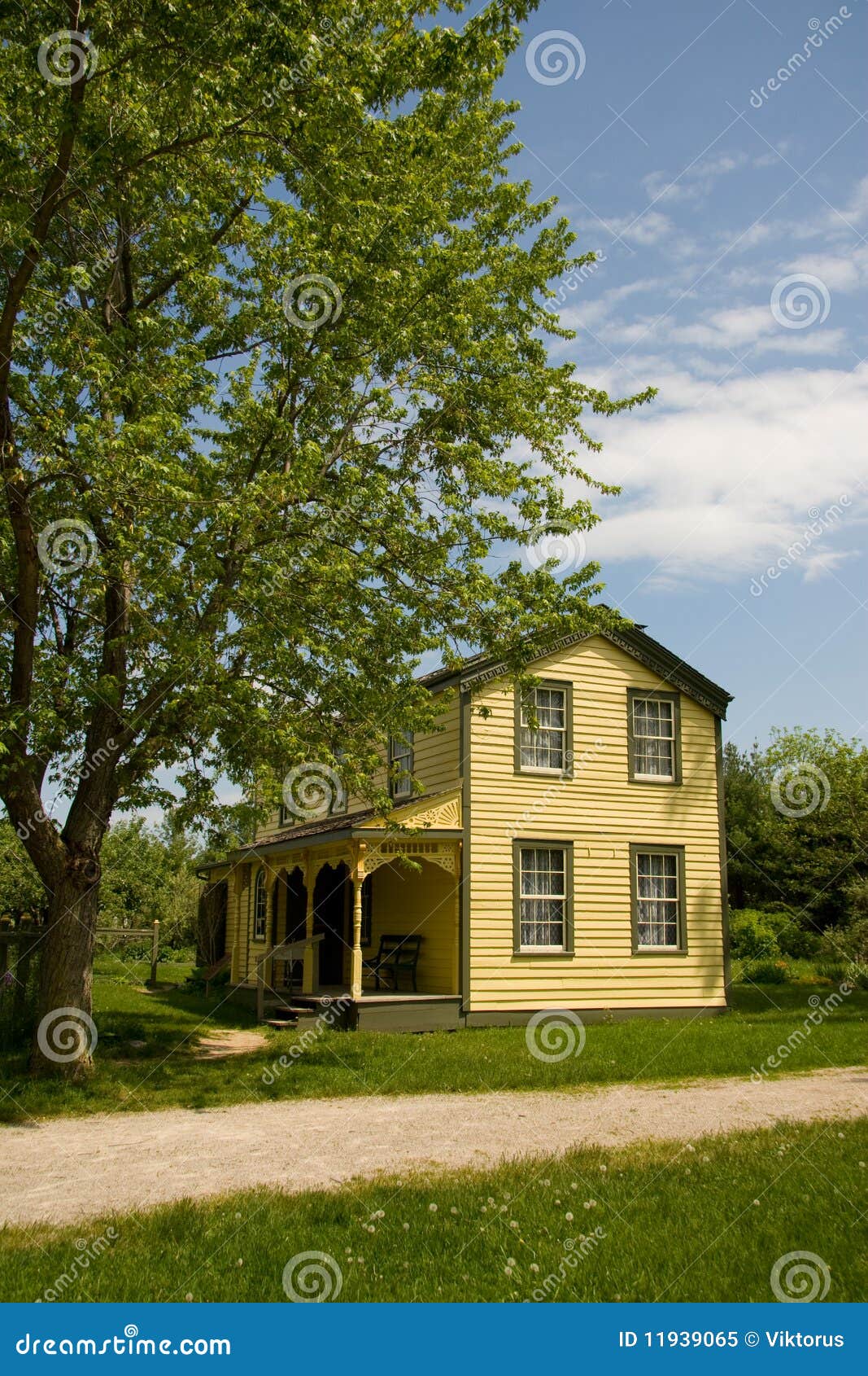 Old Residence stock image. Image of grass, residence - 11939065