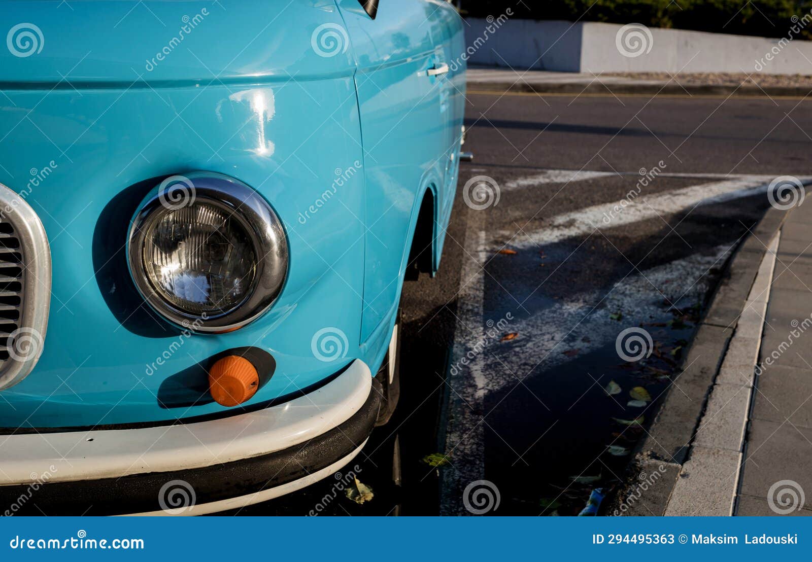 Old retro blue bus stock image. Image of nostalgia, headlight - 294495363