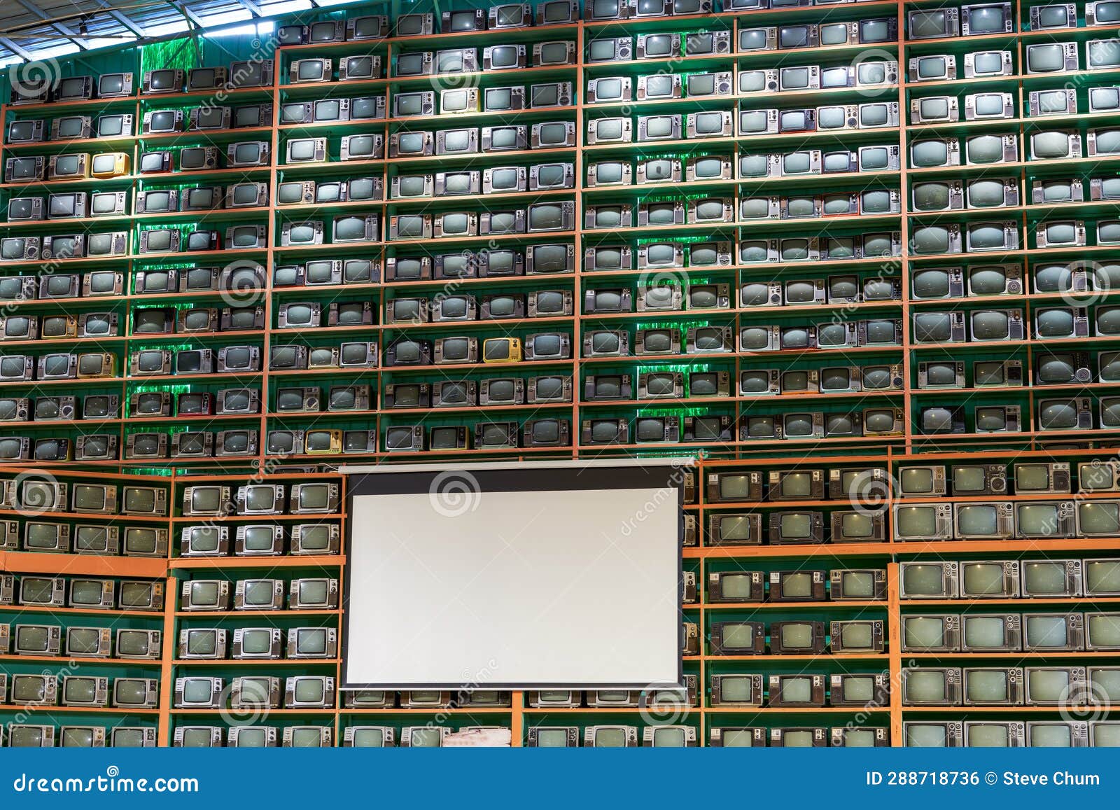 Old Retro CRT TVs All Over the Wall Editorial Photo - Image of watching ...