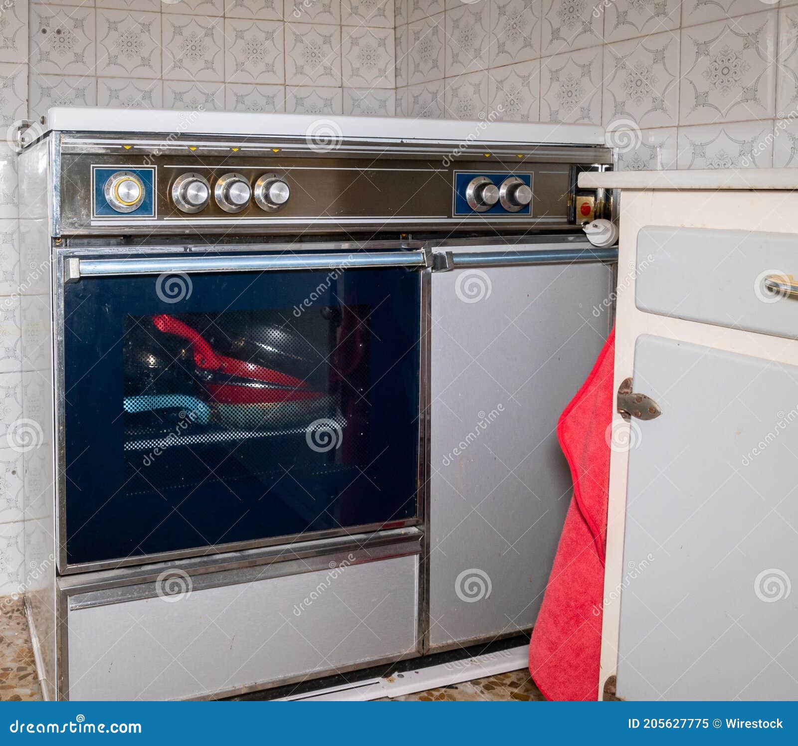 Old Retro Oven in an Old Style Kitchen Stock Image - Image of ...