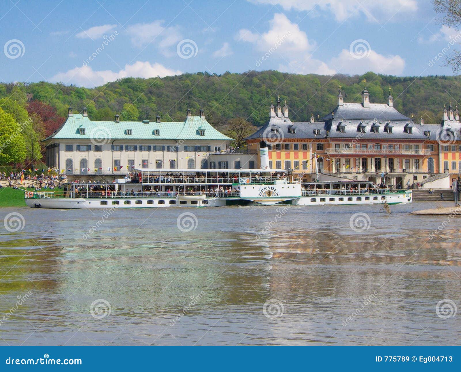Old Riverboat in Front of Pillnitz Castle Stock Image - Image of queen ...