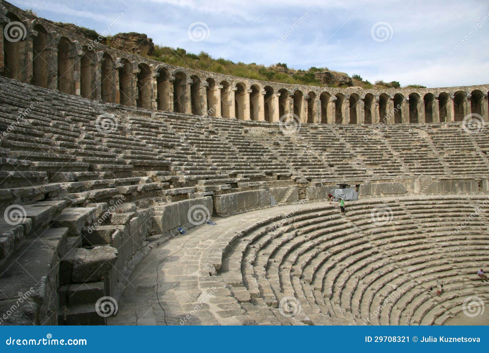 Roman amphitheatre stock image. Image of sunny, building - 29708321