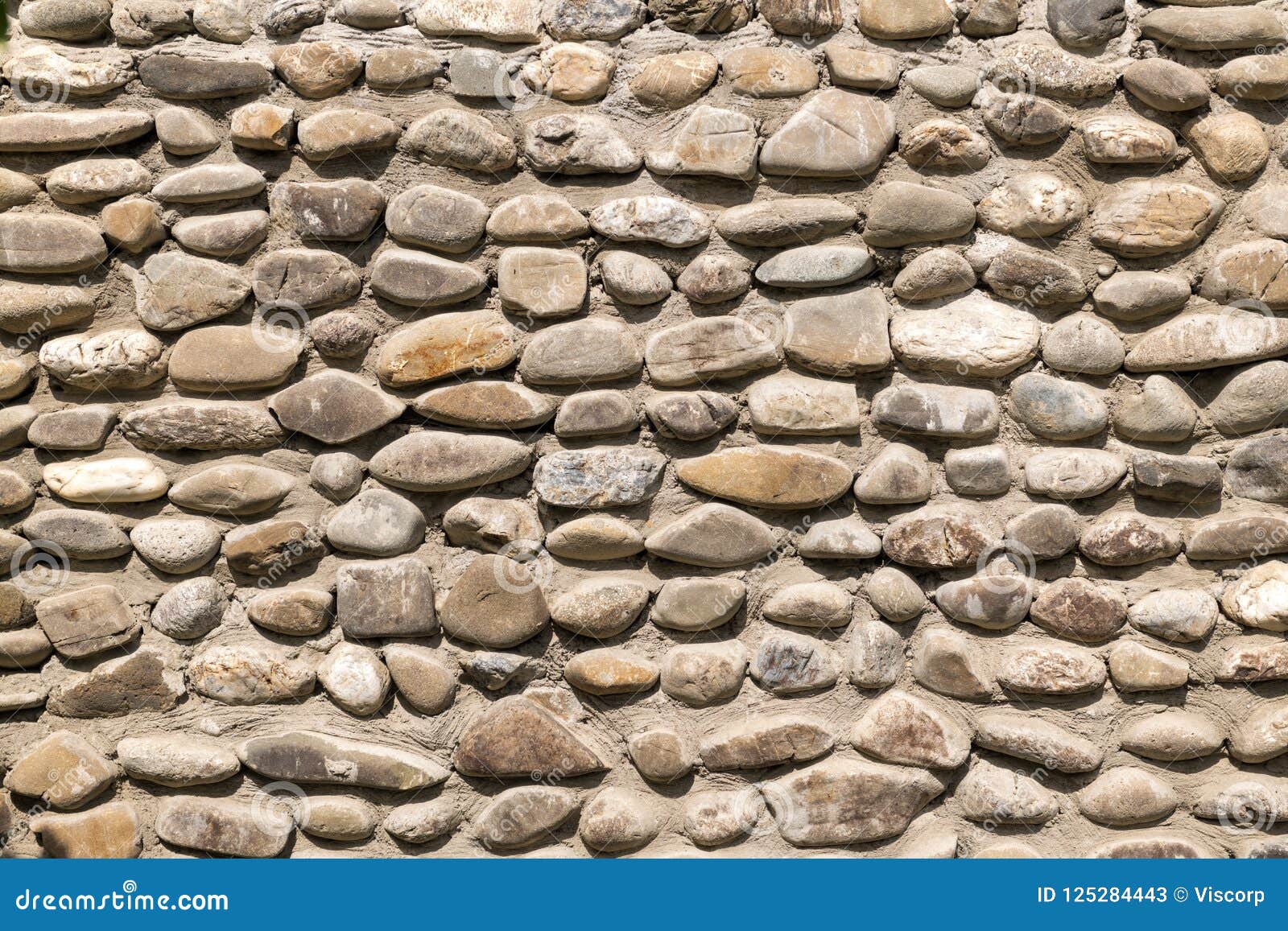 Round Natural Stone Wall