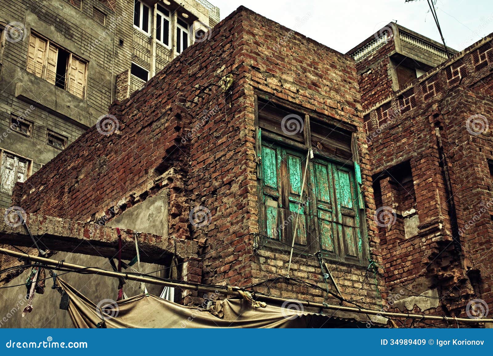 Old Ruined Brick Apartment Building Stock Image - Image of brick ...