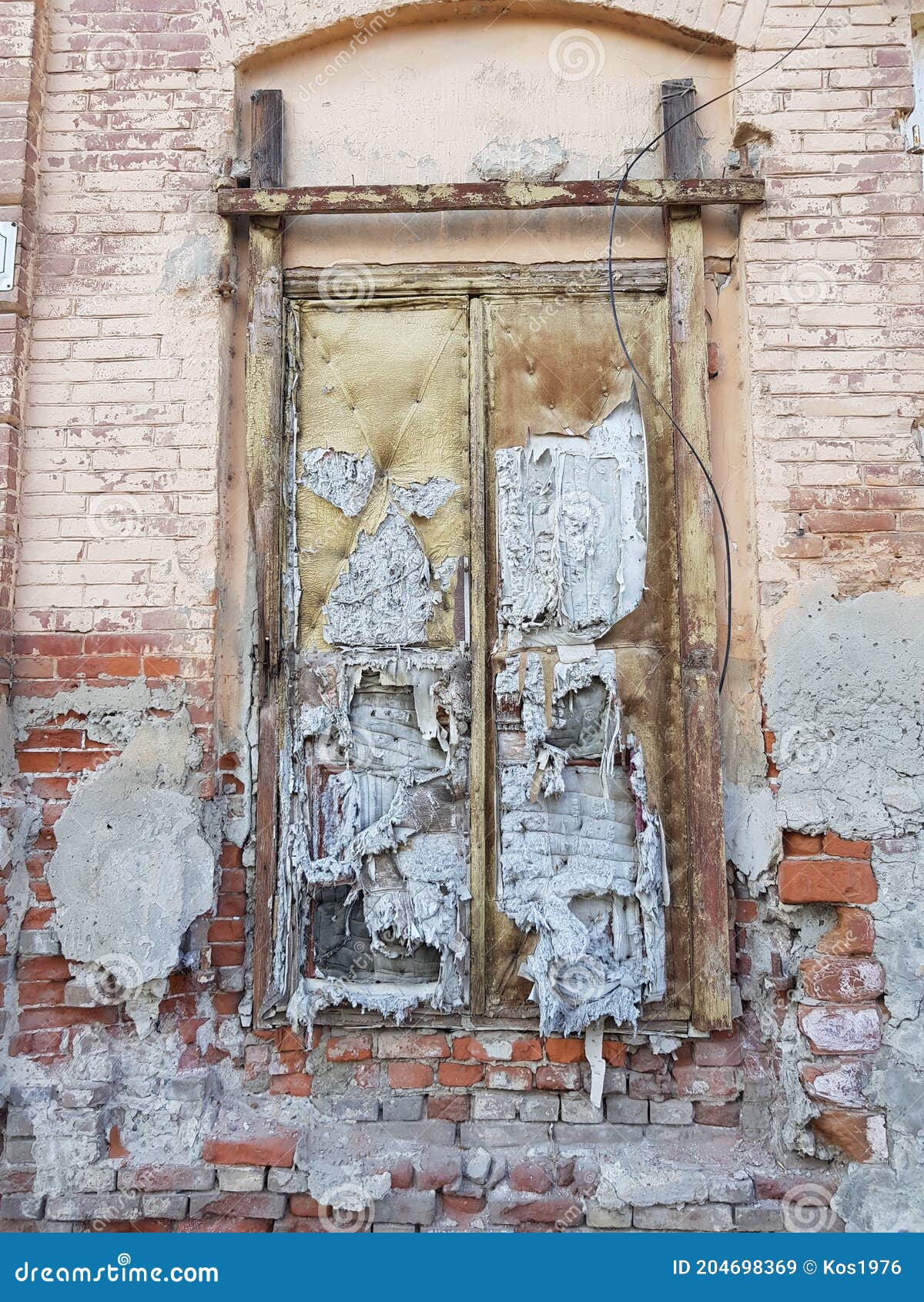 Old Destroyed Door in an Old House Stock Image - Image of brown ...