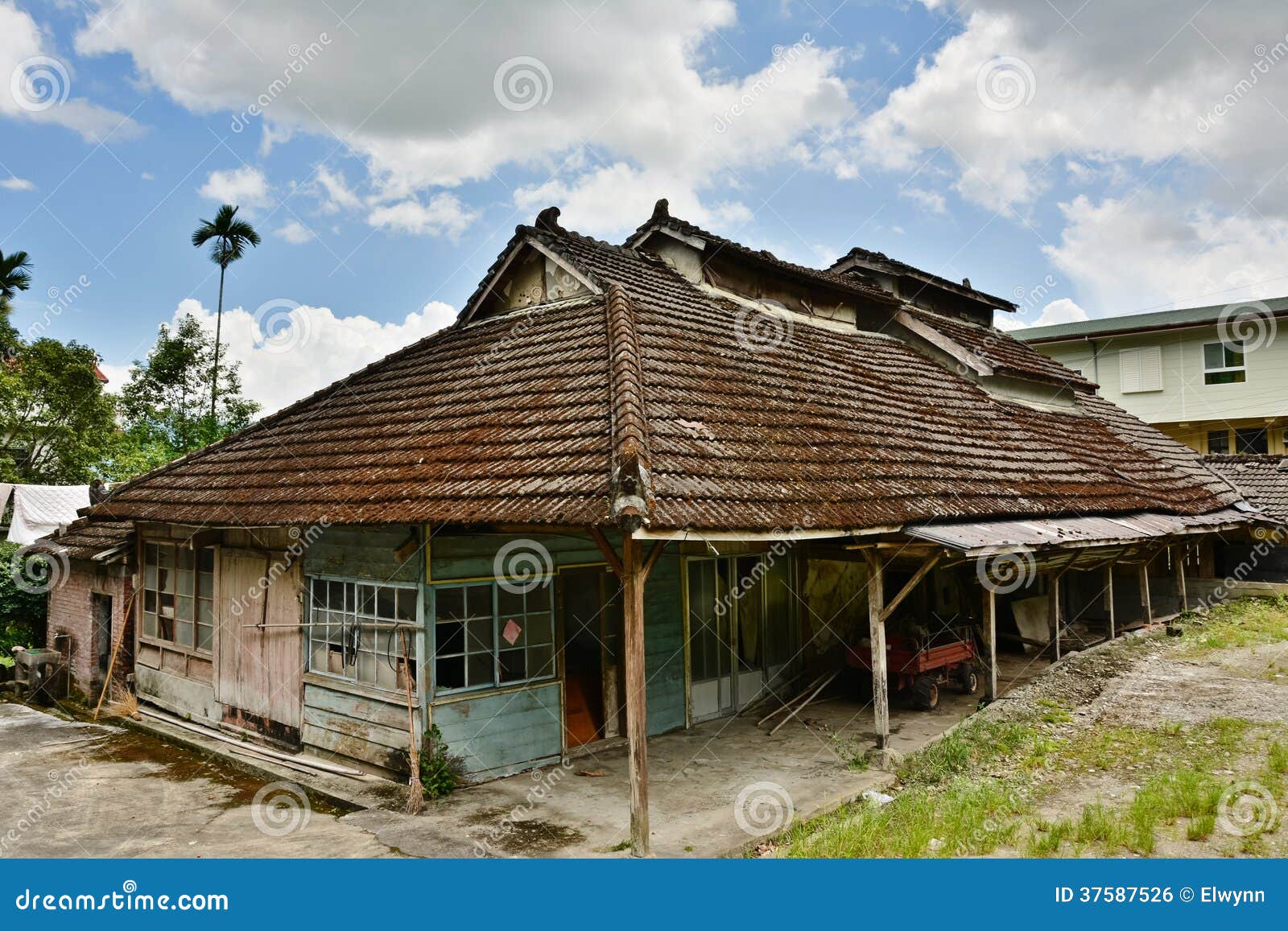 Old ruined house stock photo. Image of residence, alone - 37587526