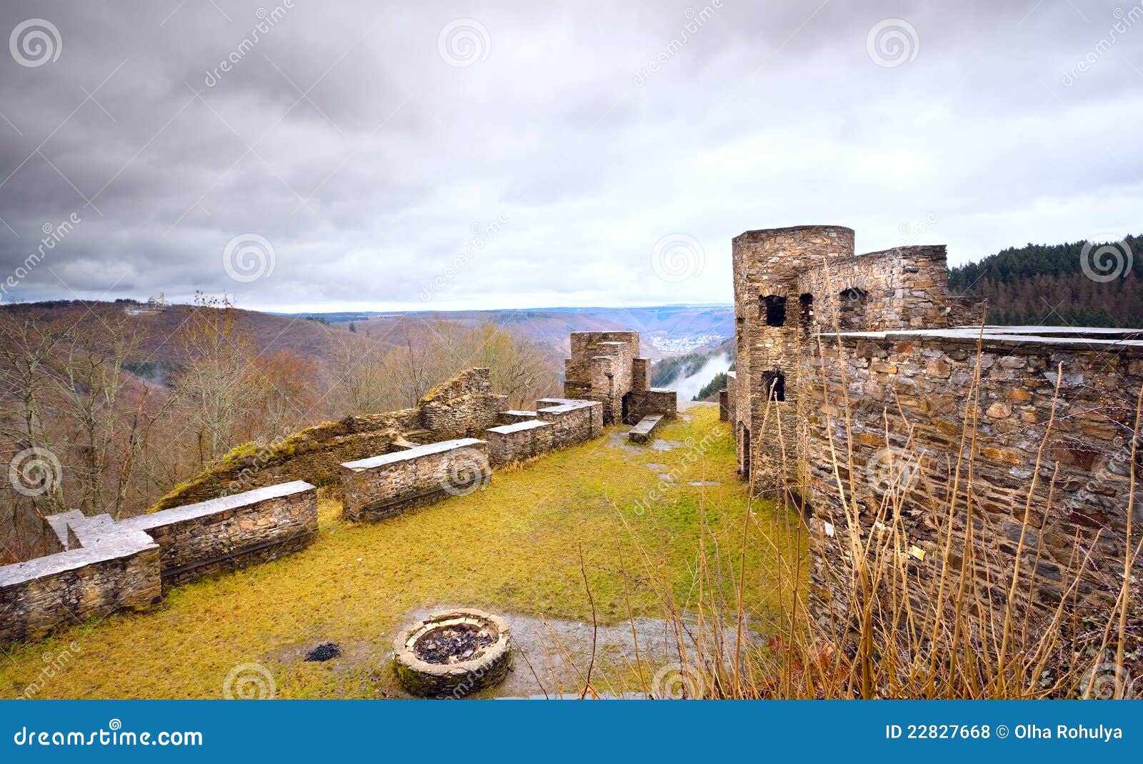 Old Ruins on the Mountain Top Stock Photo - Image of castle, view: 22827668