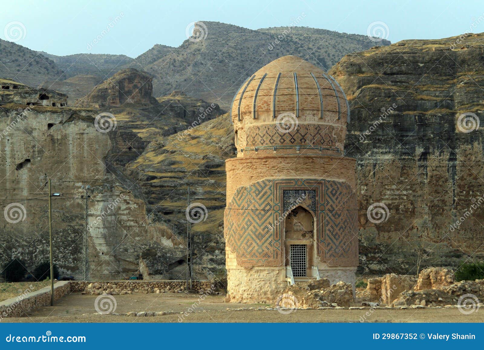 Turbe And Ruins Royalty-Free Stock Image | CartoonDealer.com #29867398