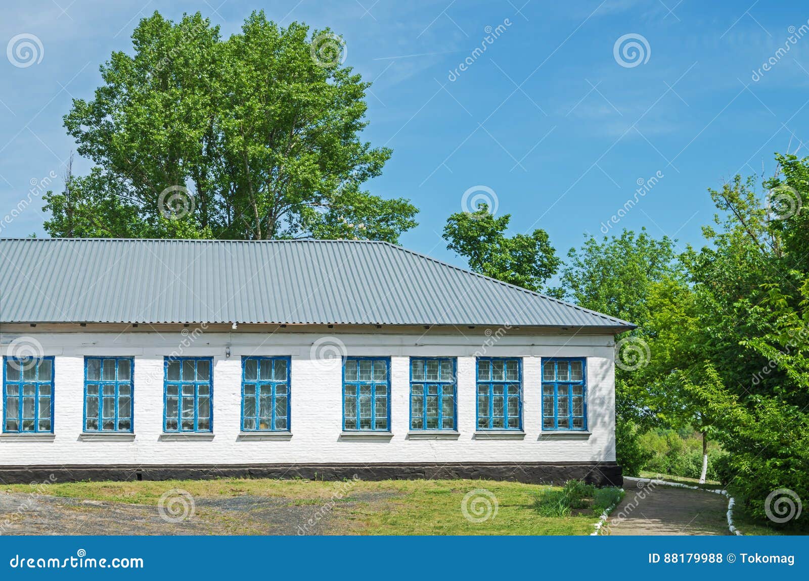 Old rural school stock photo. Image of grass, architecture - 88179988