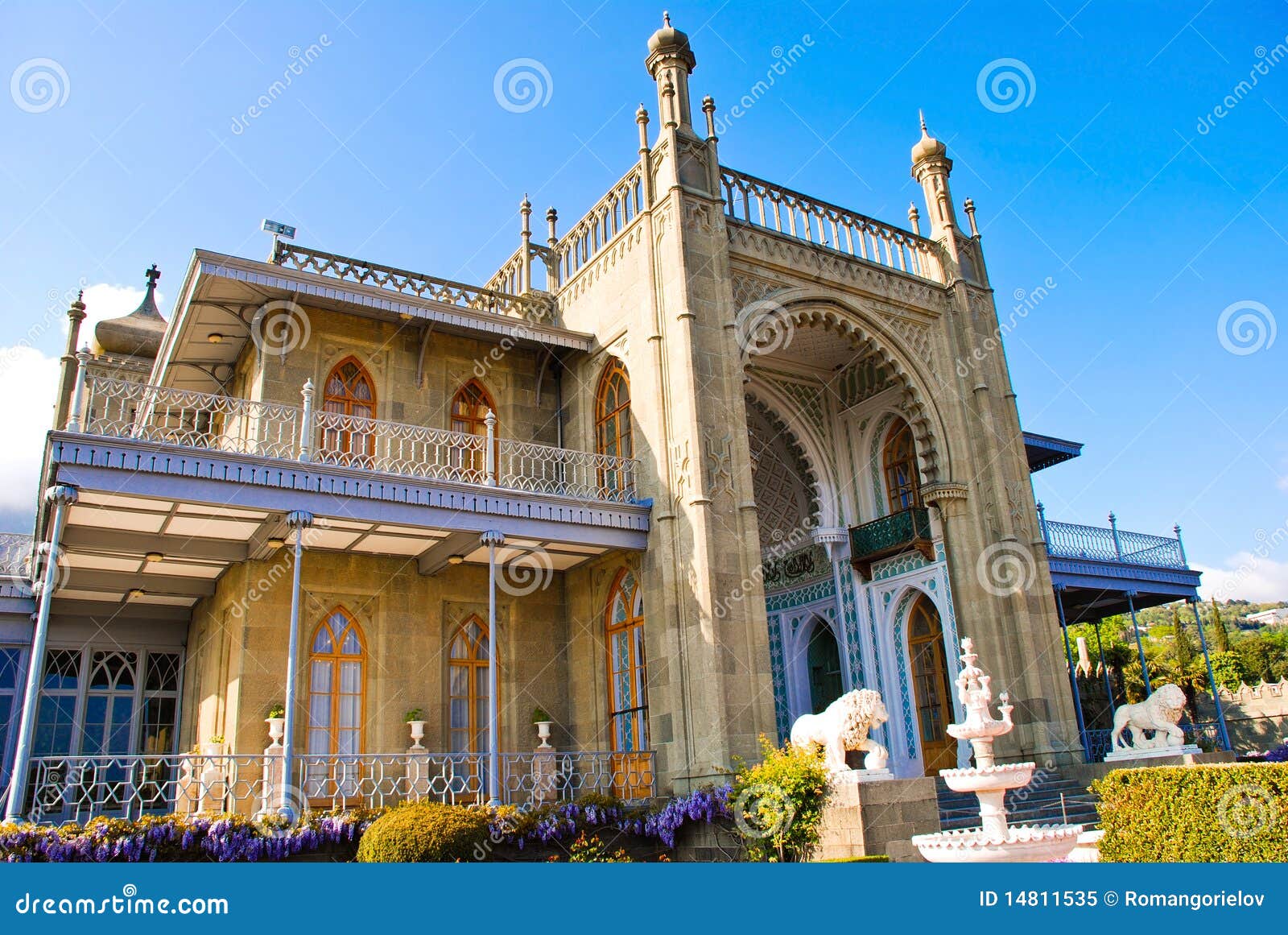 Old russian manor stock image. Image of garden, blue - 14811535