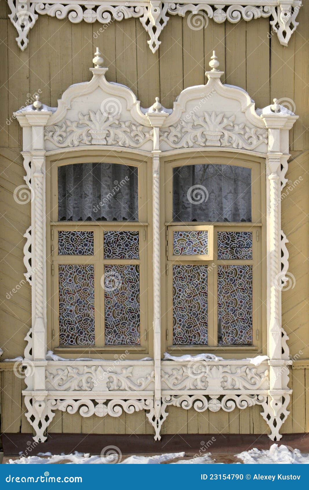 Old Russian Windows in Tomsk Stock Photo - Image of russia, fretwork ...