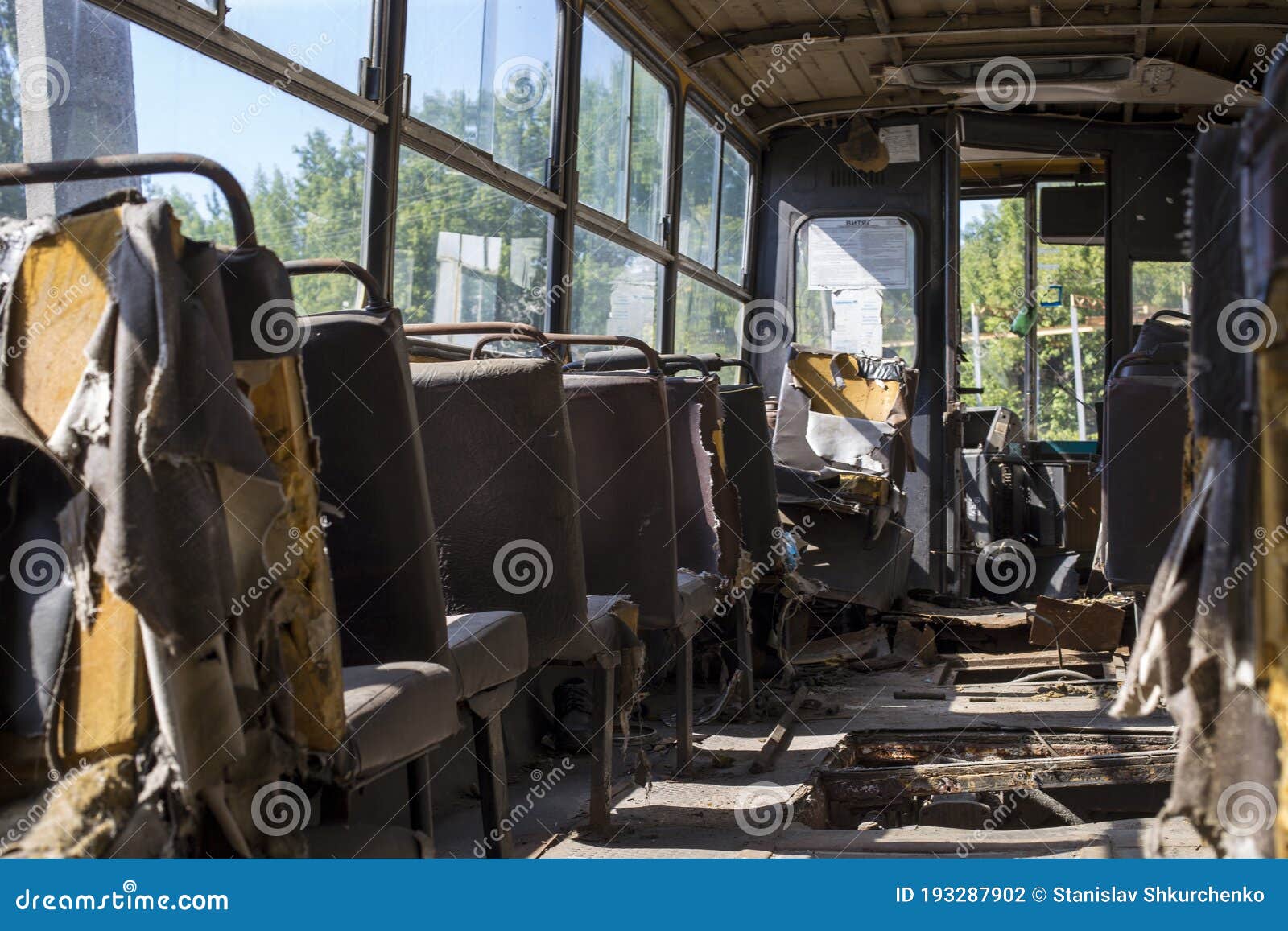 Old Rusty Broken Bus Yellow Stock Photo - Image of public, dirty: 193287902