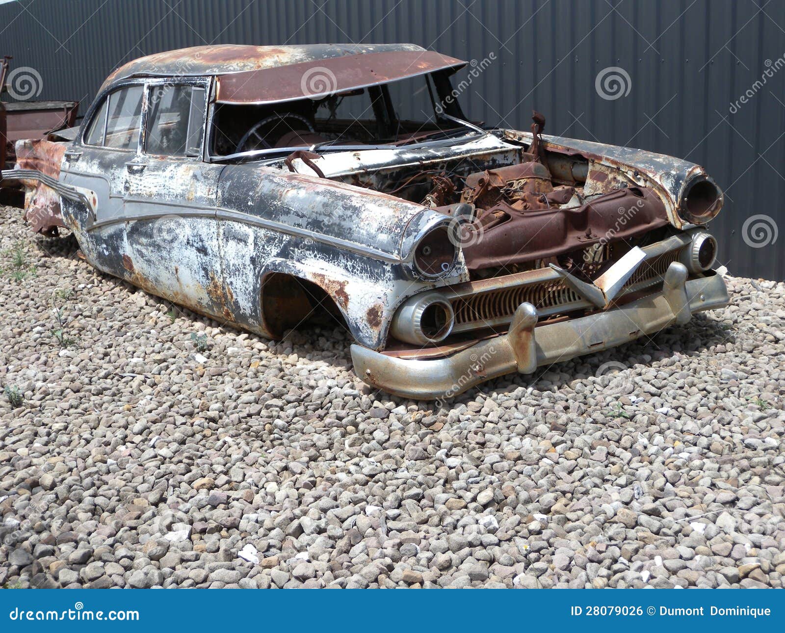 Old rusted car stock photo. Image of paint, engine, vehicule - 28079026