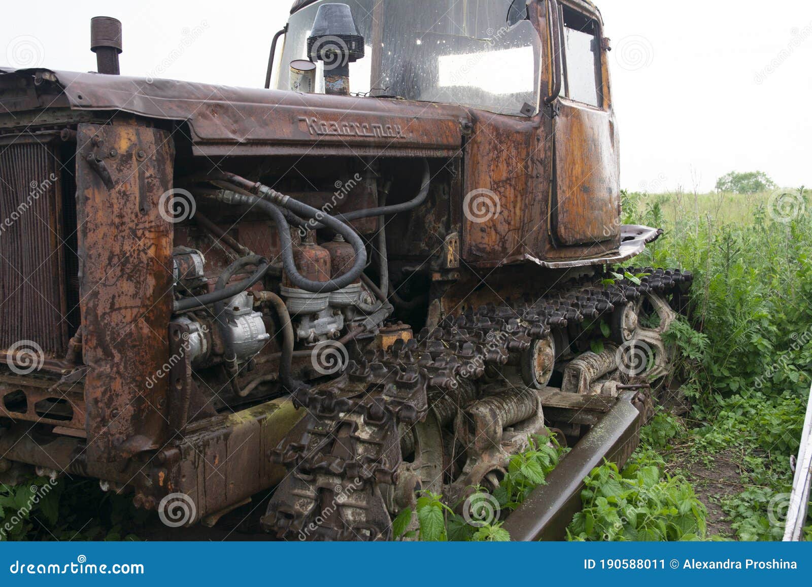 Old Rusted Rural Farm Tractor Stock Image - Image of aged, countryside ...