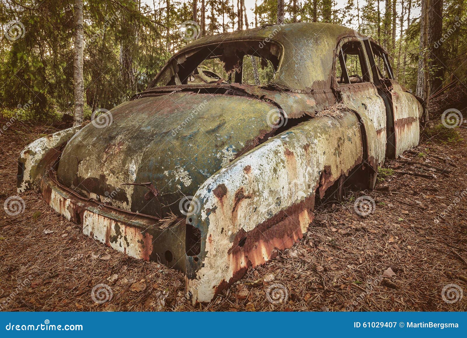 Old Rusted Scrap Car in a Forest Stock Image - Image of recycle, dirty ...