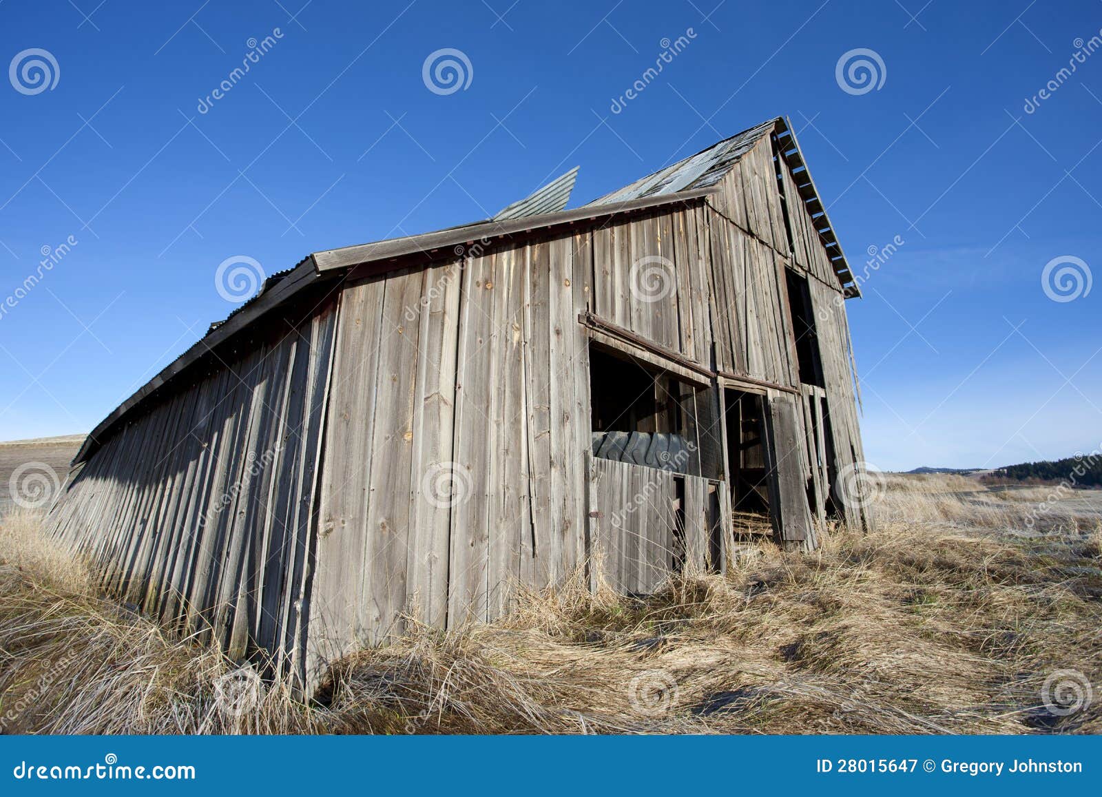 Old rustic barn. stock image. Image of scenic, outside - 28015647