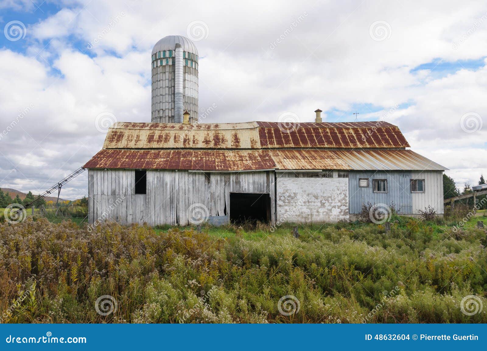 Old rustic barn stock photo. Image of rural, traditional - 48632604