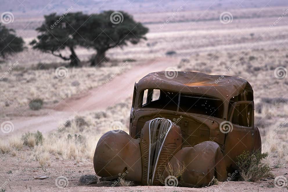 Old rustic car stock photo. Image of green, environment - 8651608