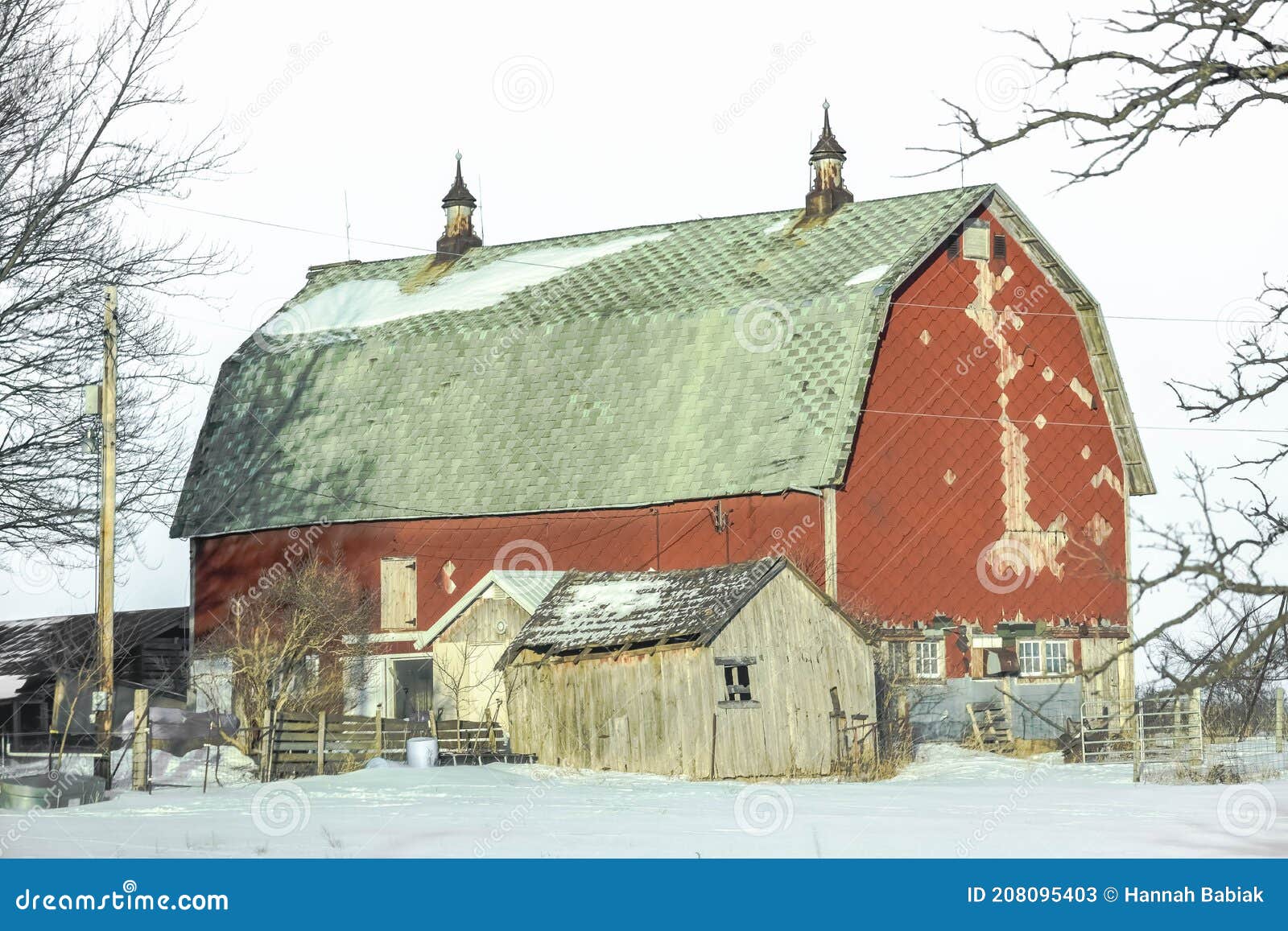 Old Rustic, Large, Red Barn Stock Image - Image of farmer, windows ...