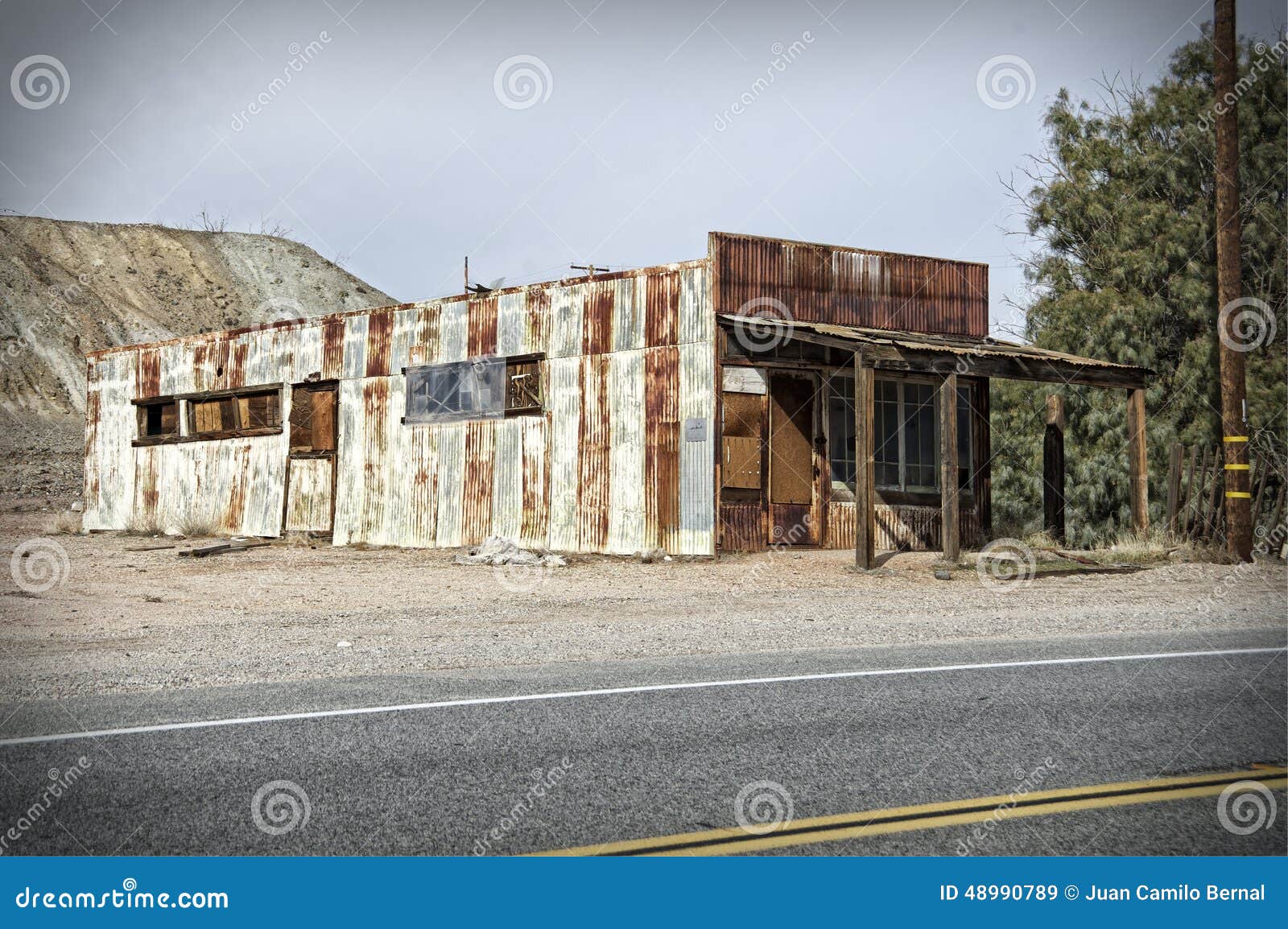 Old Rusty Abandoned Warehouse Stock Image - Image of building ...