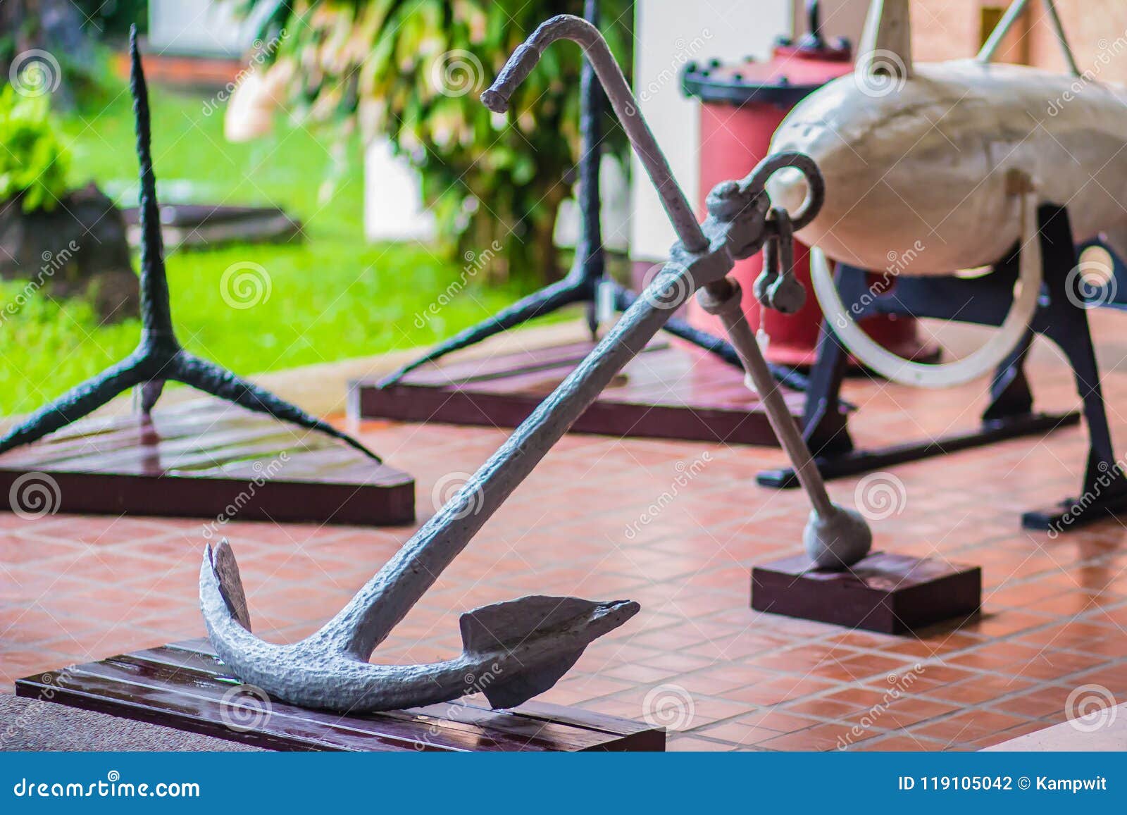 Old Rusty Anchor at the Public Outdoor Naval Museum. Editorial ...