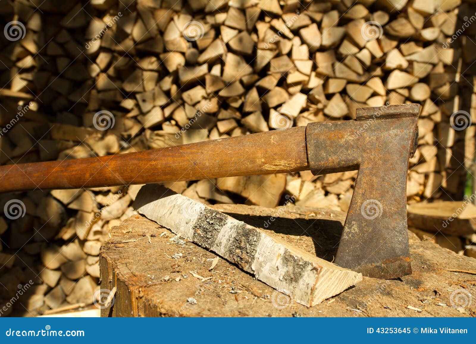 Old rusty axe stock image. Image of timber, macro, pine - 43253645