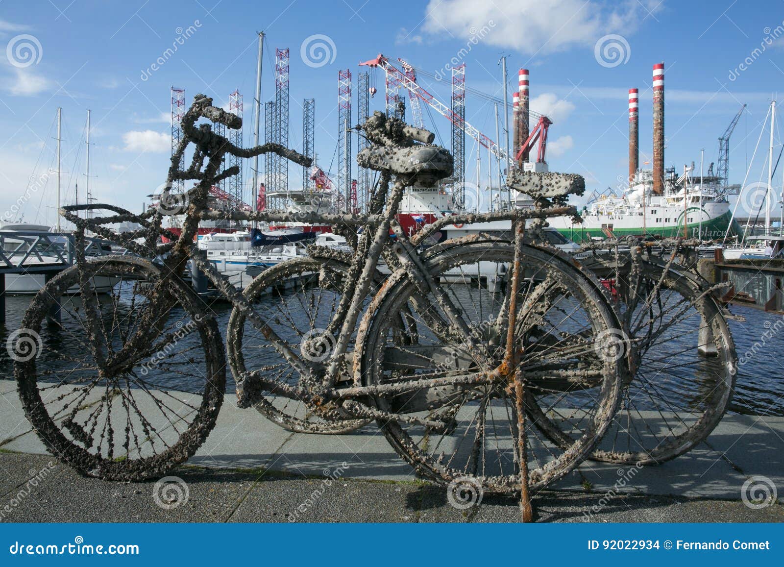 Old Rusty Bike at Amsterdam Dock Stock Photo - Image of family ...