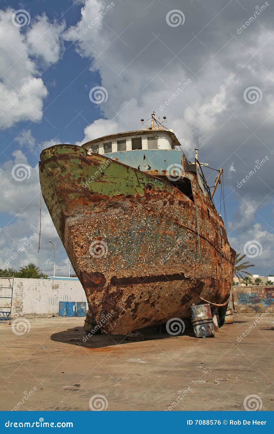 Old, rusty boat stock photo. Image of cloudy, harbour - 7088576