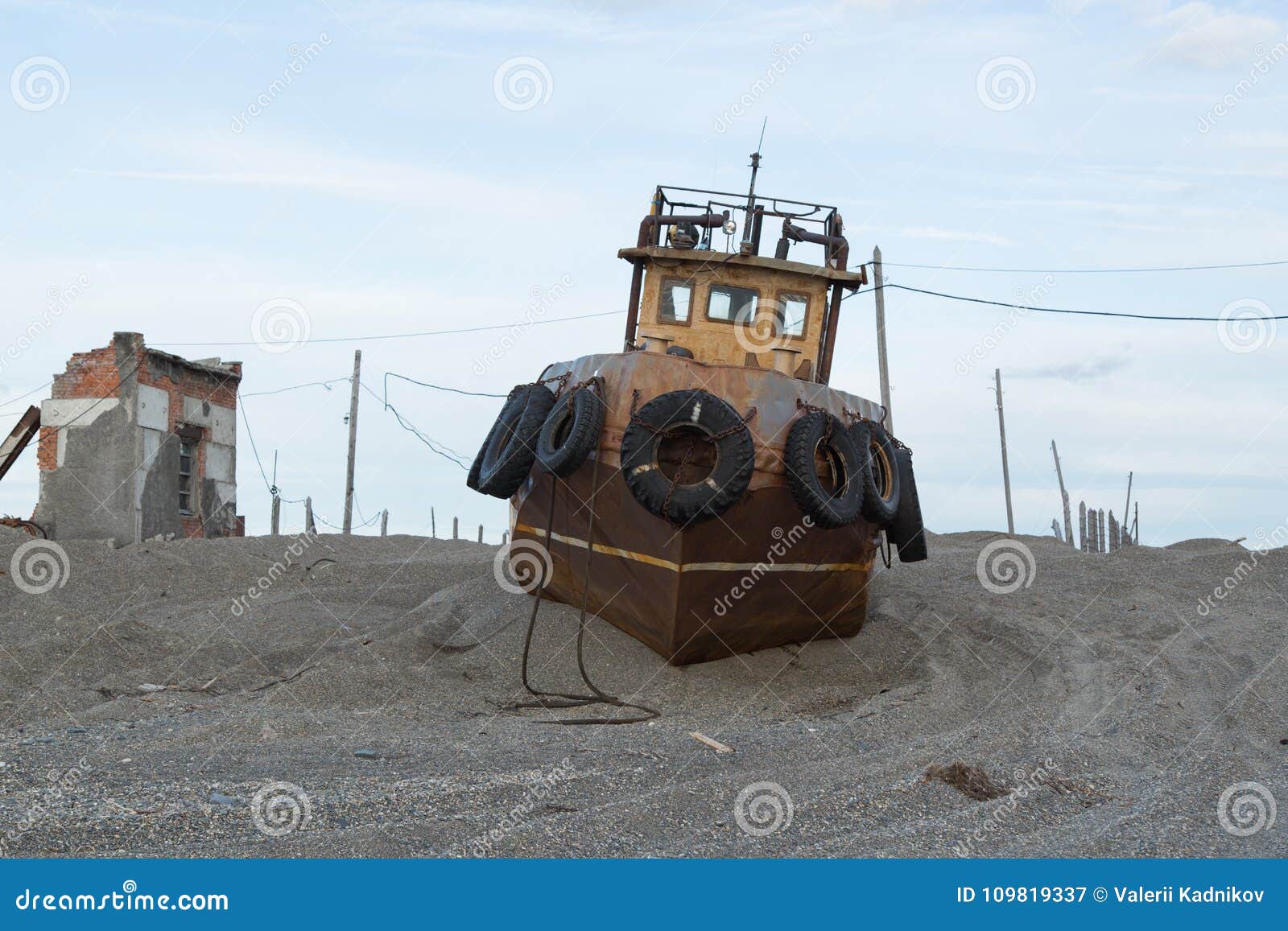 Old rusty boat on seacoast stock image. Image of sand - 109819337